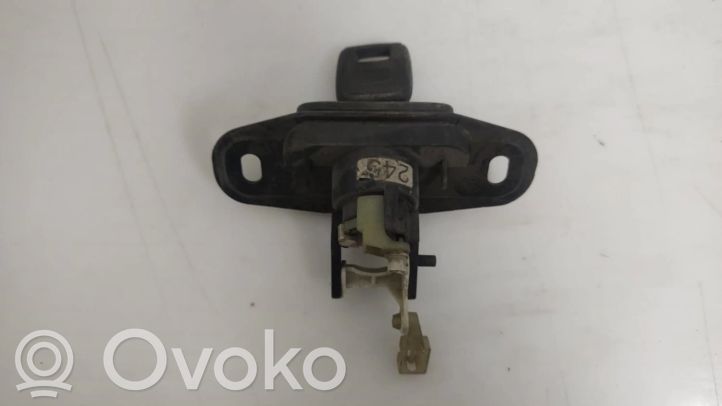 245 Volvo S40, V40 Tailgate/trunk/boot lock/catch/latch, 28.76 € | RRR