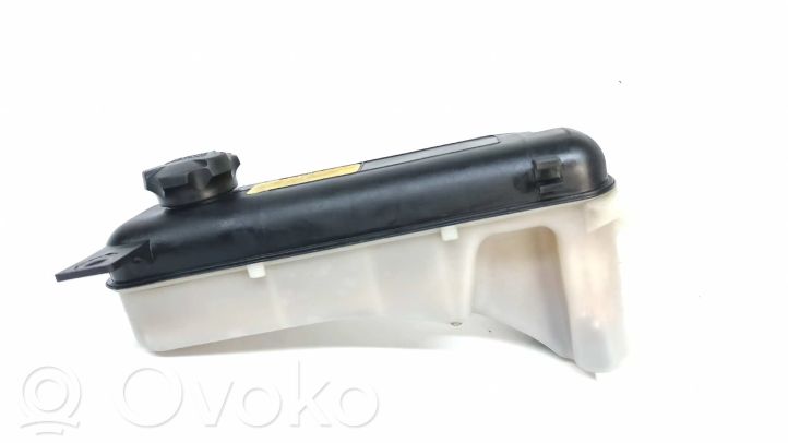 2543017000 Hyundai Matrix Coolant expansion tank/reservoir, 29.00 € | RRR