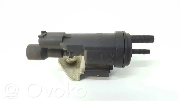 0025401497 Mercedes-Benz CLK C207 A207 Turbo solenoid valve, 15.00 € | RRR