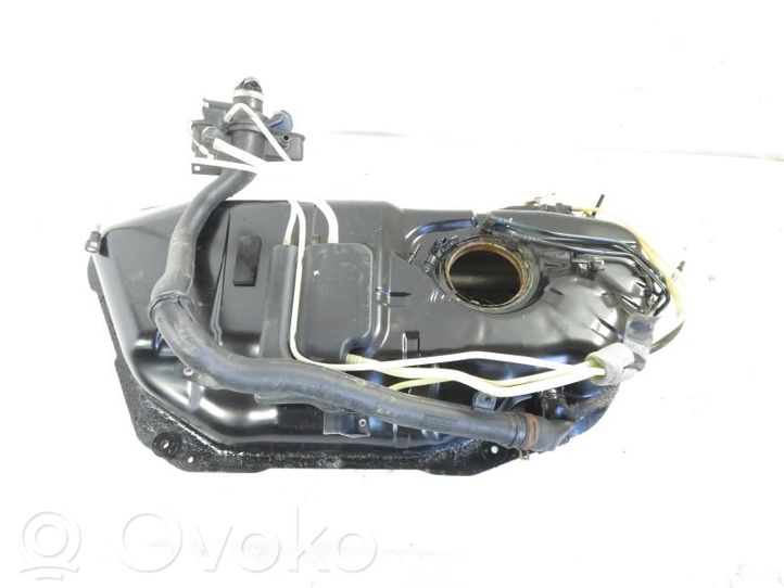 Volvo V70 Fuel tank, 52.18 € | RRR