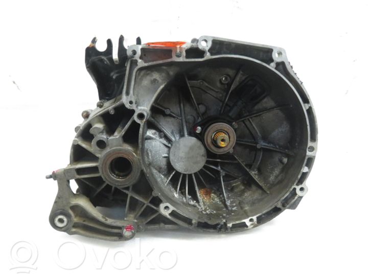 3M5R7002YG Ford Focus Manual 6 speed gearbox, 104.58 € | RRR
