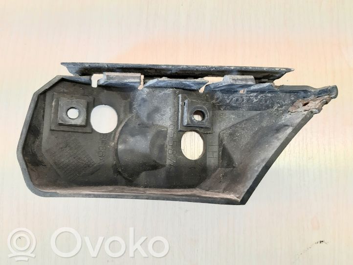 30655874 Volvo V50 Front bumper mounting bracket, 10.80 € | RRR