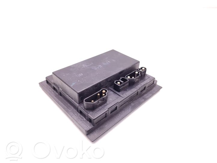 Mercedes-Benz SLK R170 Module confort, 23.81 € | OVOKO