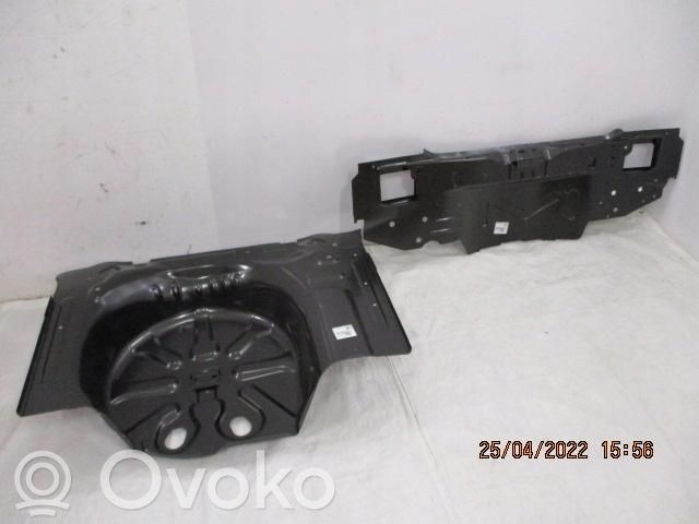 1617430580 Citroen C3 Garniture de panneau inférieure de coffre, 607.98 ...