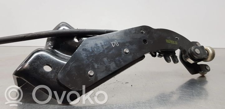 A4477600747 Mercedes-Benz Vito Viano W447 Sliding door upper roller ...