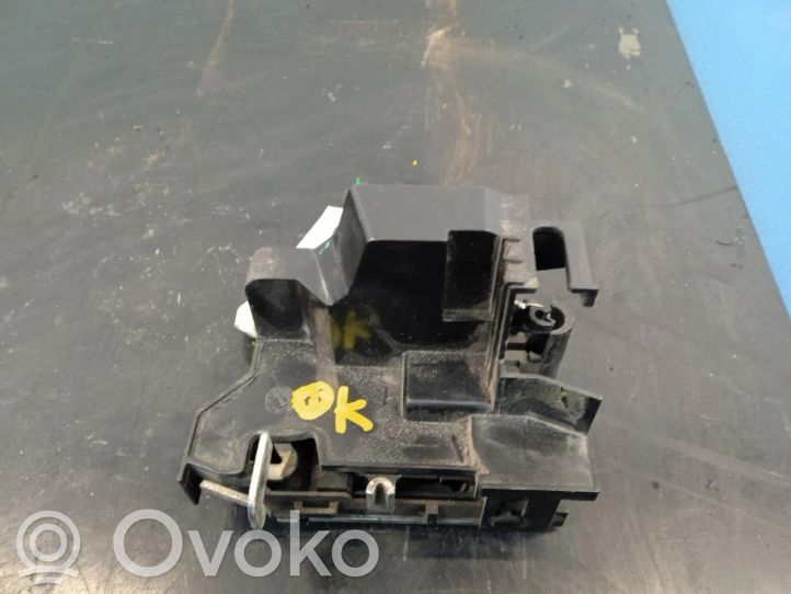 Fiat Doblo Front door lock, 29.81 € | RRR