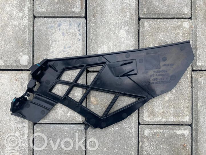 A1778851700 Mercedes-Benz A W177 Staffa di rinforzo montaggio del ...