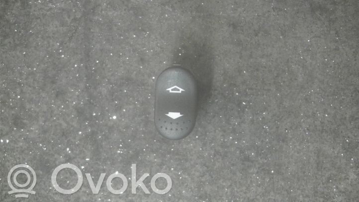 1383293 Ford Transit Electric window control switch, 14.45 € | RRR
