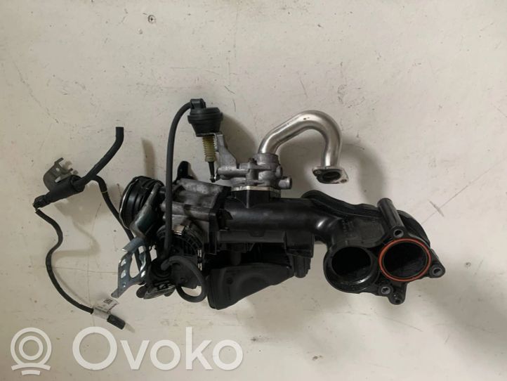 A6420901637 Mercedes-Benz R W251 Collecteur d'admission, 210.00 € | OVOKO