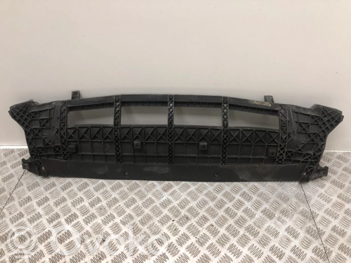 8R0807233A Audi Q5 SQ5 Front bumper skid plate/under tray, 20.00 € | RRR