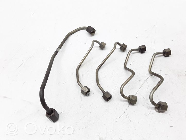 KIA Carnival Fuel injector supply line/pipe, 10.00 € | RRR