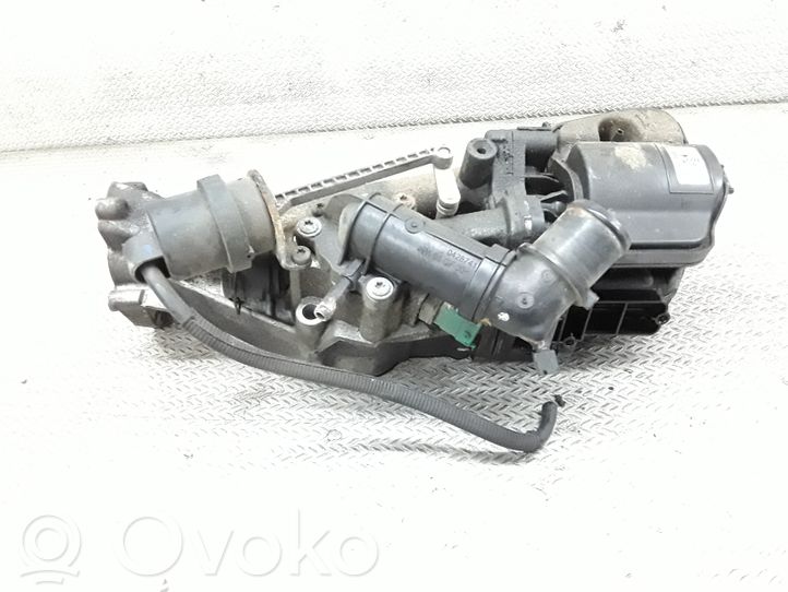 55577443 Opel Astra J Boîtier de thermostat / thermostat, 30.00 € | OVOKO