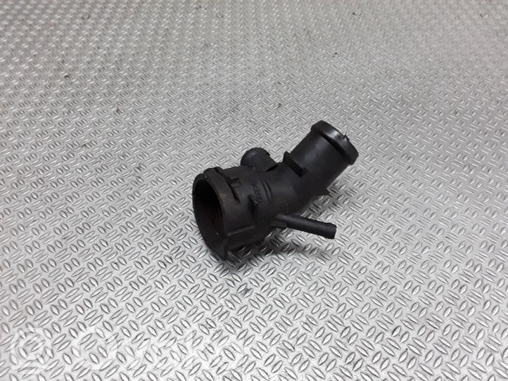 1K0122291A Volkswagen PASSAT B6 Engine coolant pipe/hose, 5.00 € | RRR