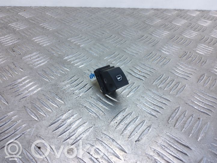 5J0959855 Skoda Superb B6 (3T) Electric window control switch, 7.00 € | RRR