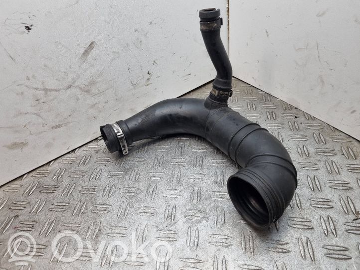 A947 Lancia Ypsilon Turbo air intake inlet pipe/hose, 15.00 € | RRR
