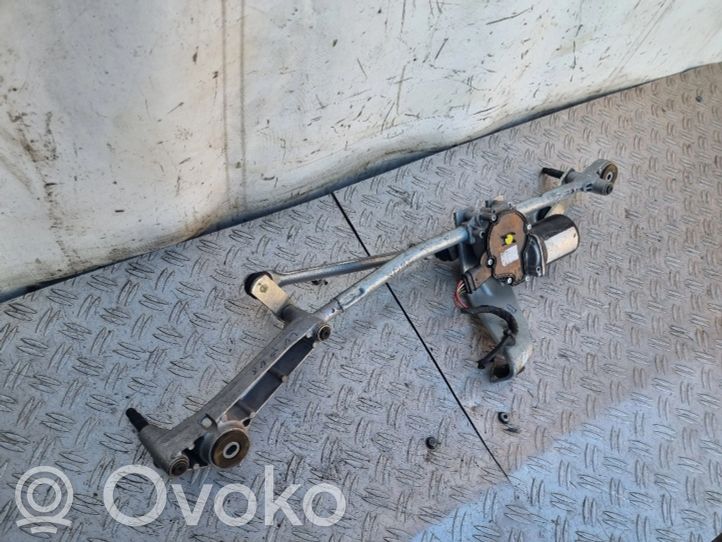 A2468200040 Mercedes-Benz B W246 W242 Front wiper linkage and motor ...