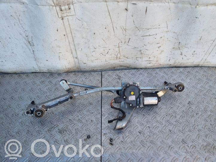 A2468200040 Mercedes-Benz B W246 W242 Front wiper linkage and motor ...