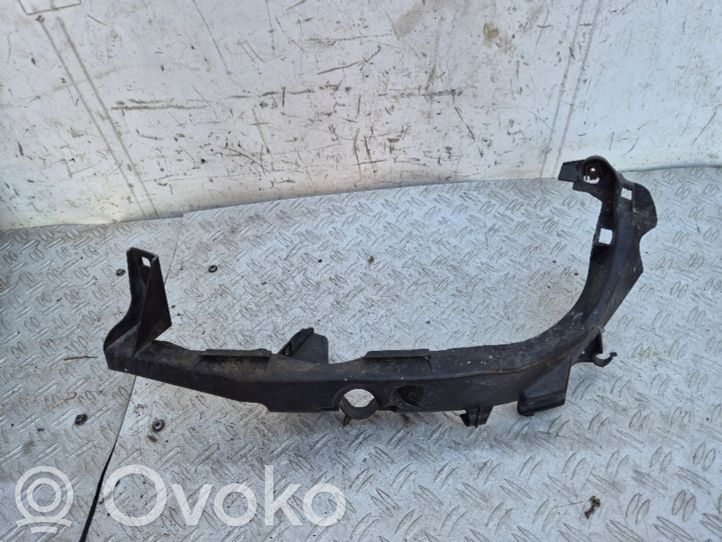 7116707 BMW 3 E90 E91 Headlight/headlamp mounting bracket, 8.00 € | RRR