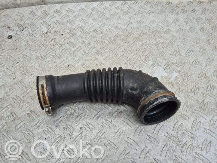 R2AX13221 Mazda CX-7 Air intake duct part, 17.00 € | RRR