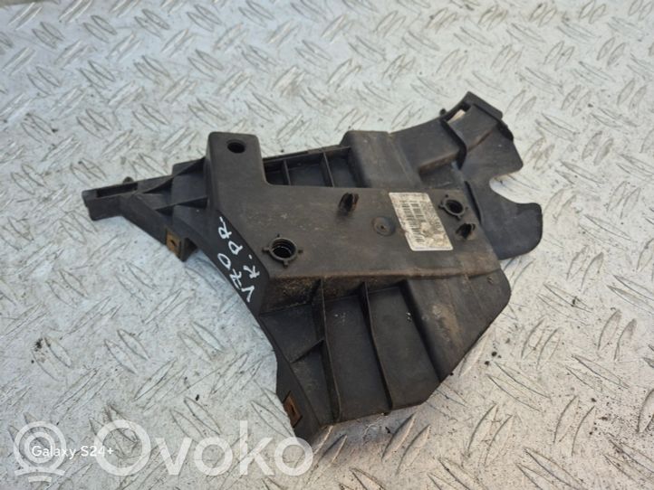 31265346 Volvo V70 Front bumper mounting bracket, 15.00 € | RRR