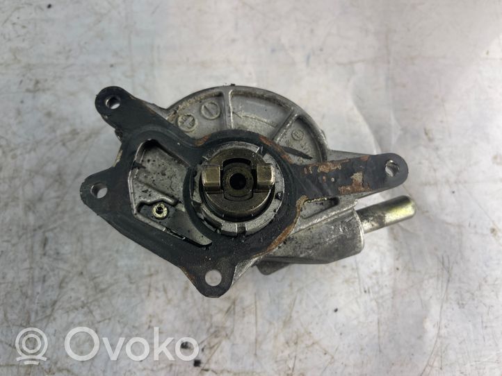 A6422300165 Jeep Grand Cherokee (WK) Vacuum pump, 12.00 € | RRR