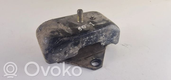 MR992670 Mitsubishi L200 Engine mount bracket, 8.00 € | RRR