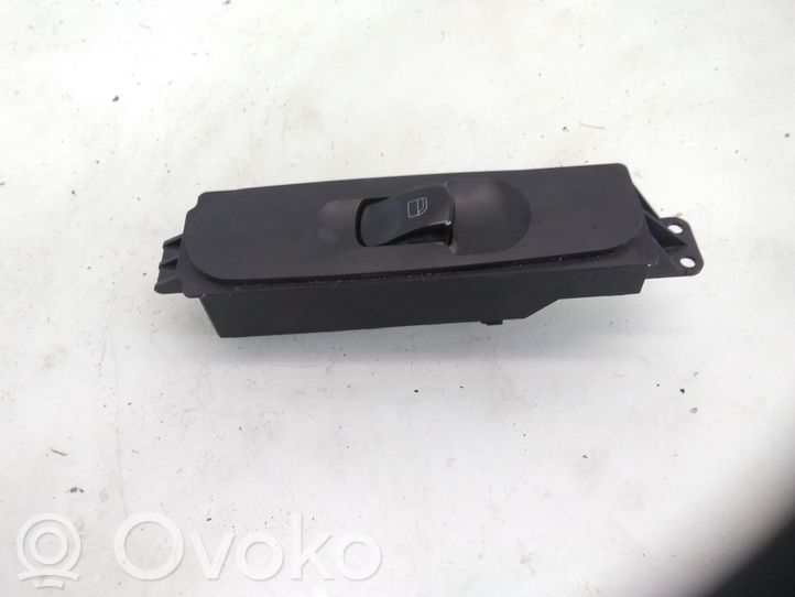 A9065451913 Mercedes-Benz Sprinter W906 Electric window control switch ...