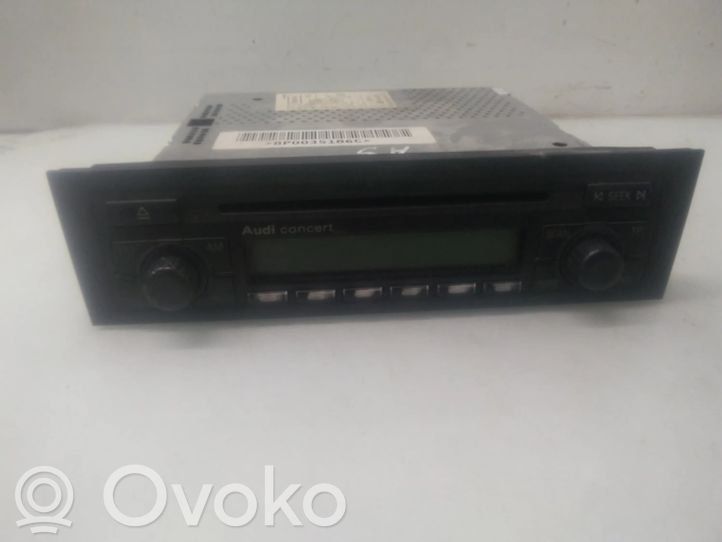 8P0035186C Audi A3 S3 8P Radio/CD/DVD/GPS head unit, 20.00 € | RRR