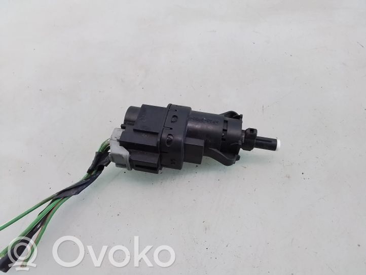 3M5T13480 Ford Mondeo Mk III Brake pedal sensor switch, 7.00 € | RRR
