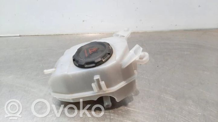 2Q0121407 Seat Arona Front door upper hinge, 25.00 € | RRR