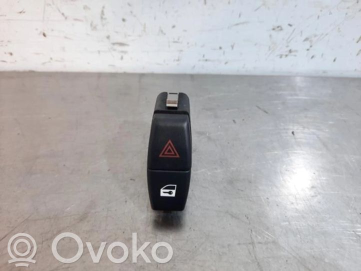 6131691950606 BMW Z4 E89 (D) pillar trim (bottom), 15.00 € | RRR