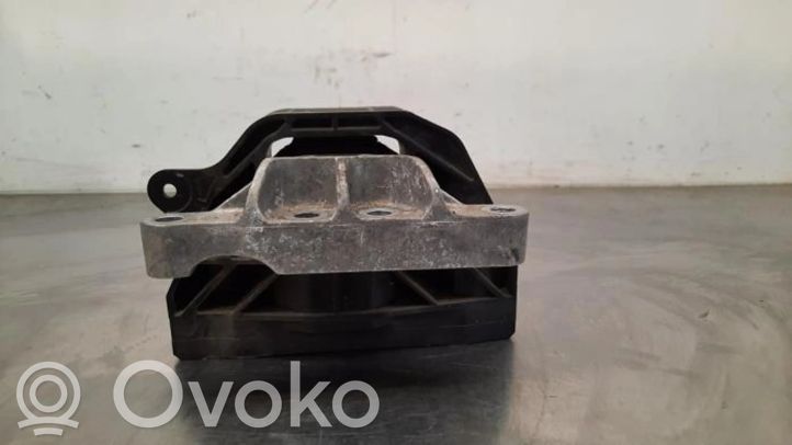 9824312980 Peugeot 208 Engine mount bracket, 25.00 € | RRR