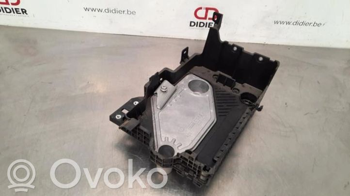 648947355R Renault Clio V Battery box tray, 41.02 € | RRR