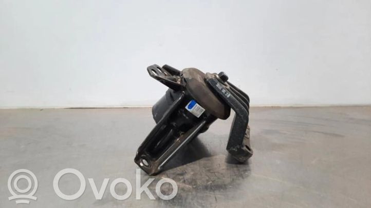 21810D3200 Hyundai Tucson TL Engine mount bracket, 102.55 € | RRR