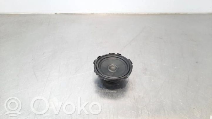A2058201002 Mercedes-Benz C W205 Front door speaker, 20.51 € | RRR