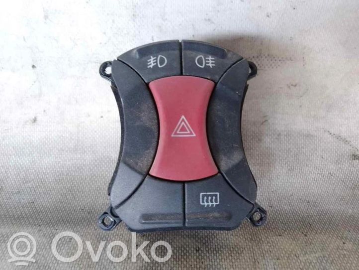 7354198620E Fiat Doblo Interrupteur feux de détresse, 56.87 € | OVOKO