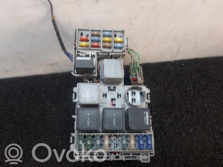 8690698 Volvo XC90 Fuse module, 94.38 € | RRR