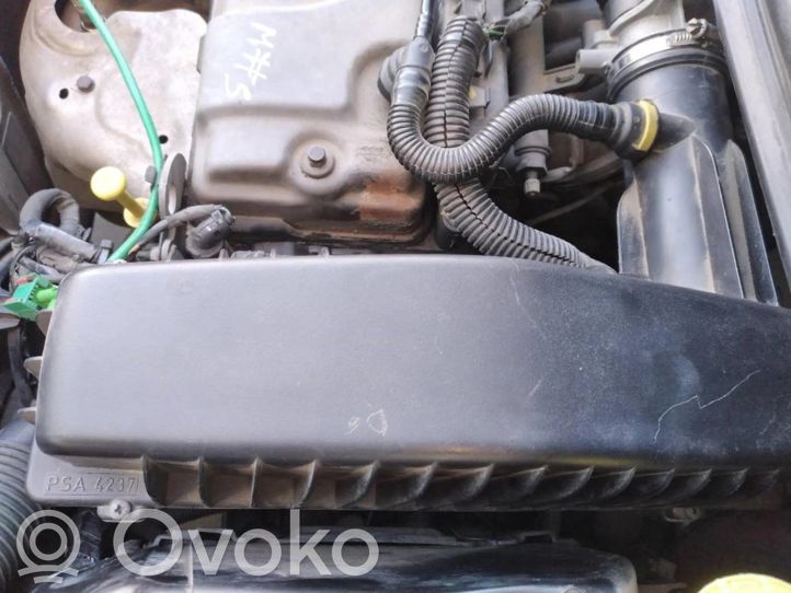 PSA4237 Peugeot 207 Air filter, 36.30 € | RRR