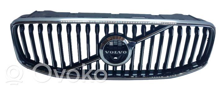 31425535 Volvo XC60 Front bumper upper radiator grill, 110.00 € | RRR