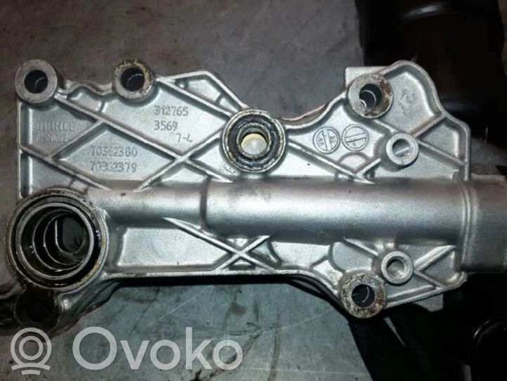 70362380 Mercedes-Benz C W204 Timing chain cover, 58.93 € | RRR