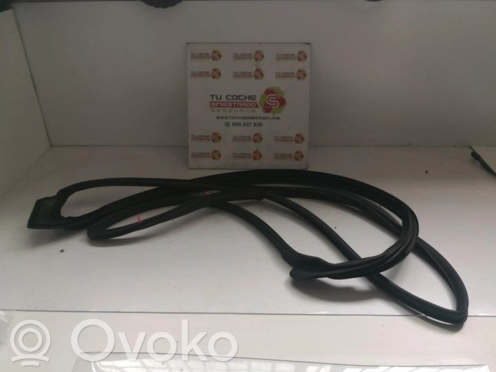 67862-K0010 Toyota Yaris Front door rubber seal, 59.23 € | RRR
