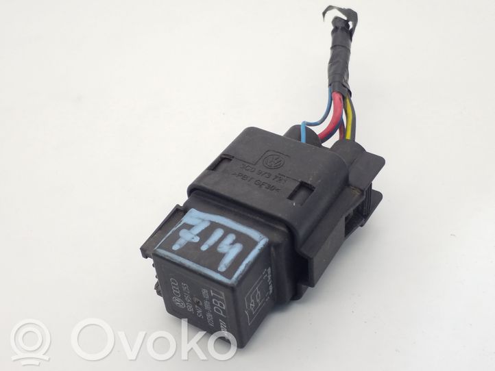 3B0951253 Volkswagen PASSAT CC Glow plug pre-heat relay, 14.00 € | RRR