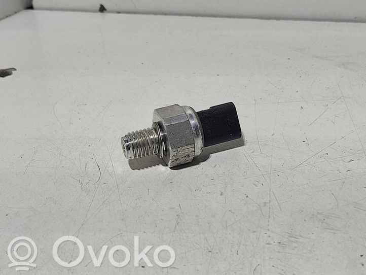 12637356 Chevrolet Cruze II Oil pressure sensor, 19.00 € | RRR