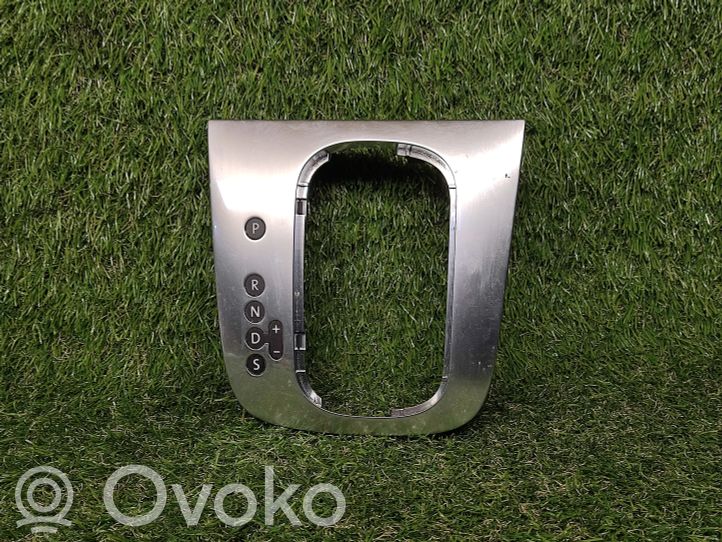 5C7713203D Volkswagen Jetta VI Gear shift selector indicator, 11.00 € | RRR