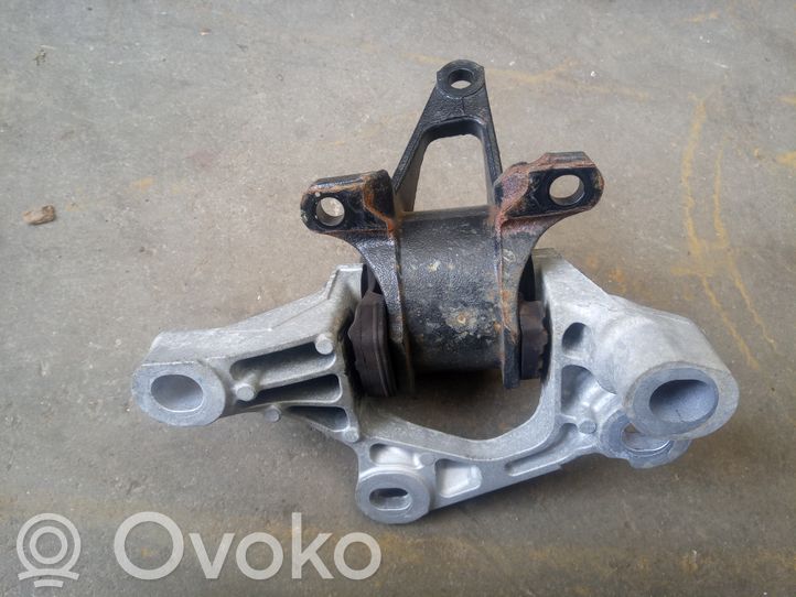 Mazda CX-5 Engine mount bracket, 50.00 € | RRR