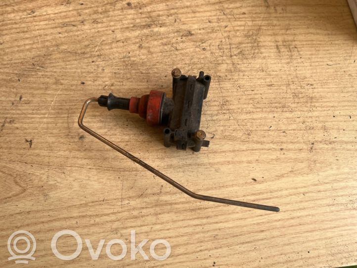 Mercedes-Benz 190 W201 Central locking vacuum pump, 10.00 € | RRR