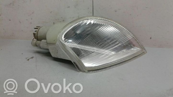 630359 Citroen Saxo Front indicator light, 13.10 € | RRR