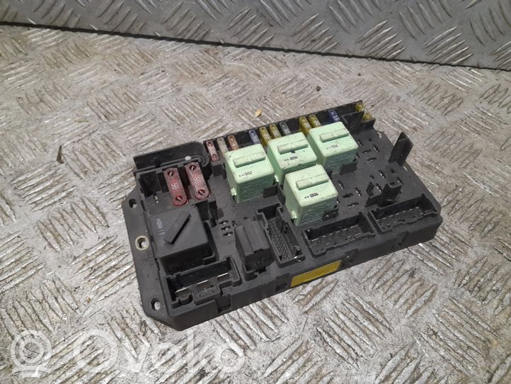 548776109 Land Rover Range Rover L322 Fuse box set, 20.00 € | RRR