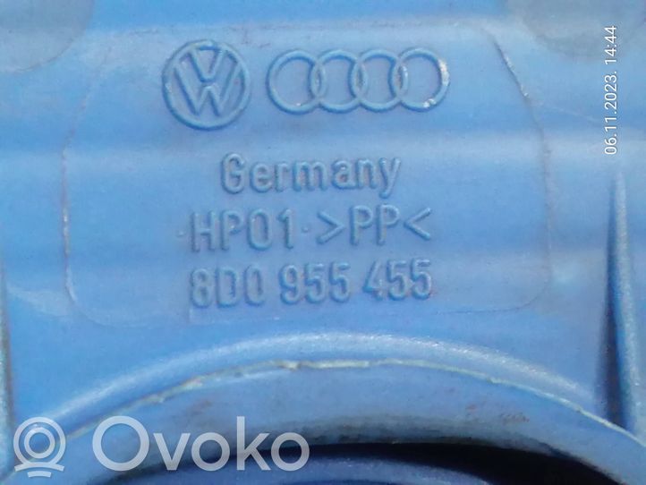 8D0955455 Audi A6 S6 C6 4F Tuyau de remplissage réservoir de lave-glace ...