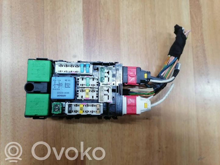 9665492680 Peugeot 508 Boîte à fusibles, 19.00 € | OVOKO